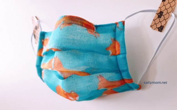 diy pleathed cloth mask | Salty*mom